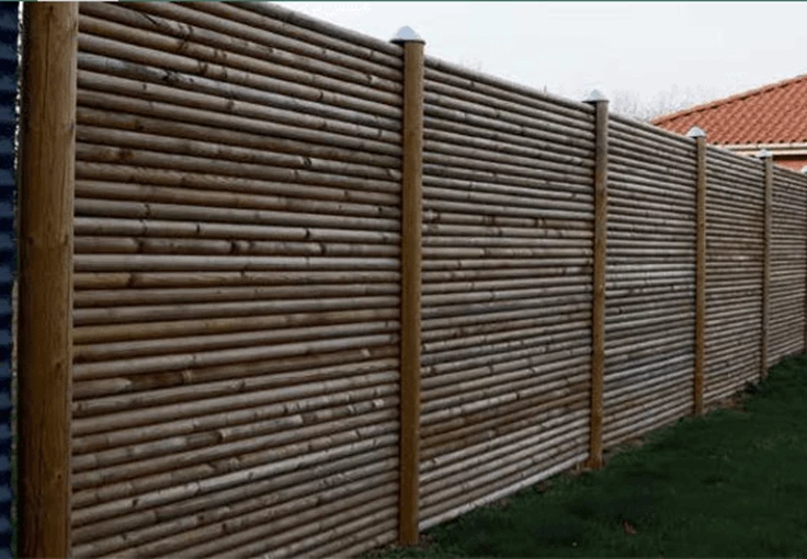 Raftehegn - flot havehegn i rafter af træ med og uden låge